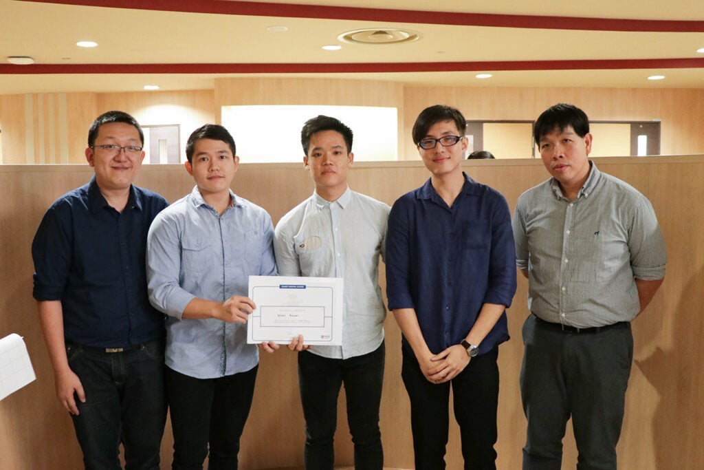 Silver Flexer wins inaugural Robots@NUS Competition - NUS Computing